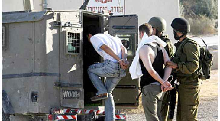 الاحتلال يعتقل 11 فلسطينيا ويصادر 6 مركبات بالضفة الغربية المحتلة